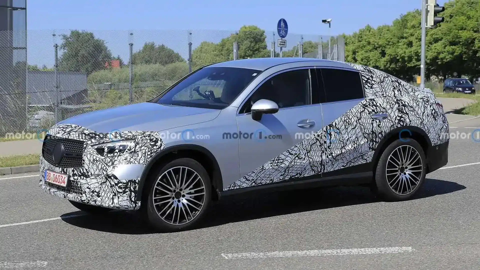 Mercedes-Benz'in Yeni Elektrikli GLC EV Modeli Tanıtıldı: 650 km Menzil ...